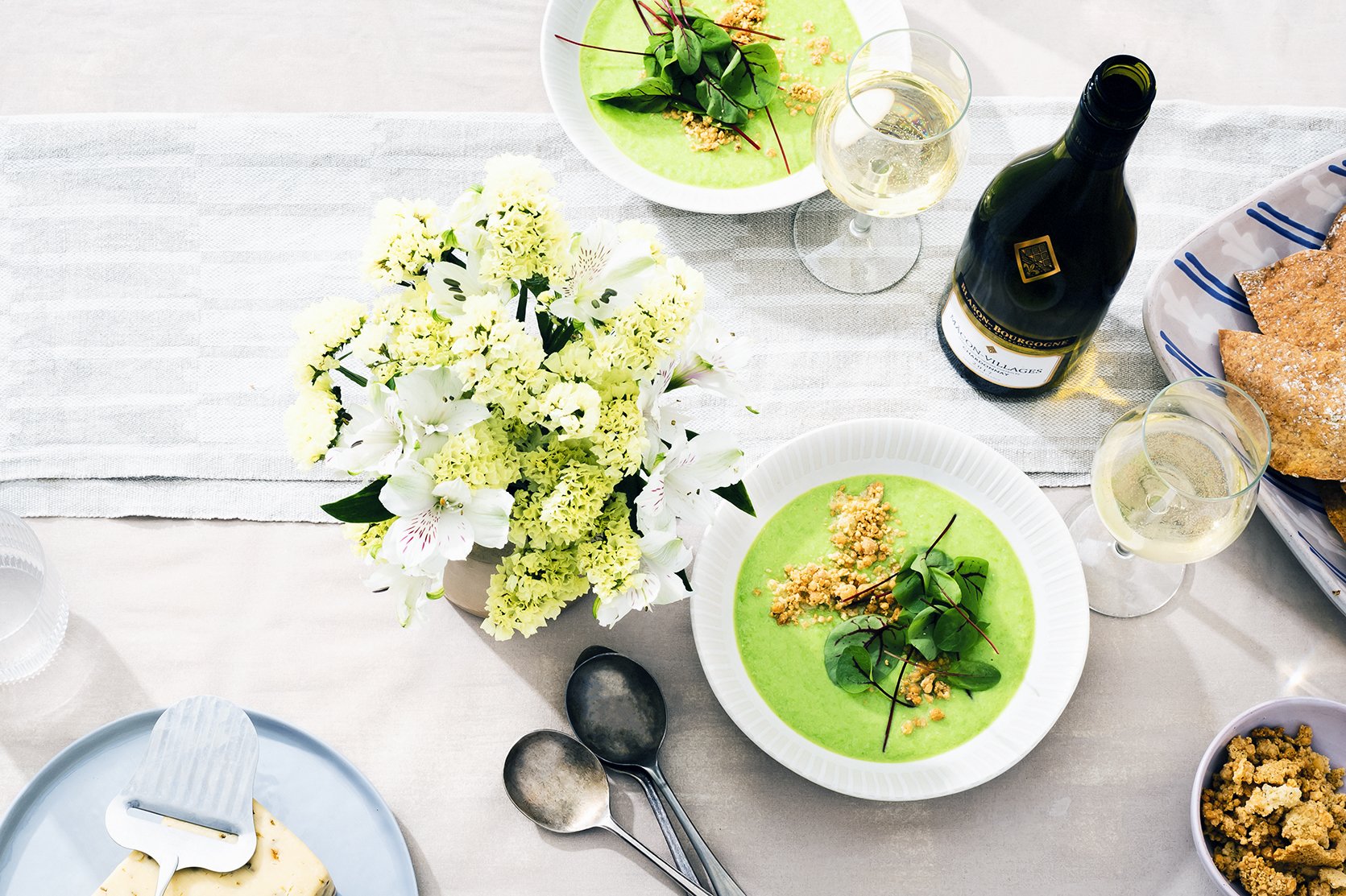 Kyld ärtsoppa med Blason de Bourgogne - Enjoy Wine & Spirits